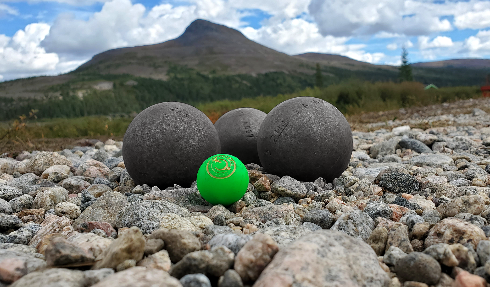 Bien choisir ses boules – Le Treiz • Pétanque